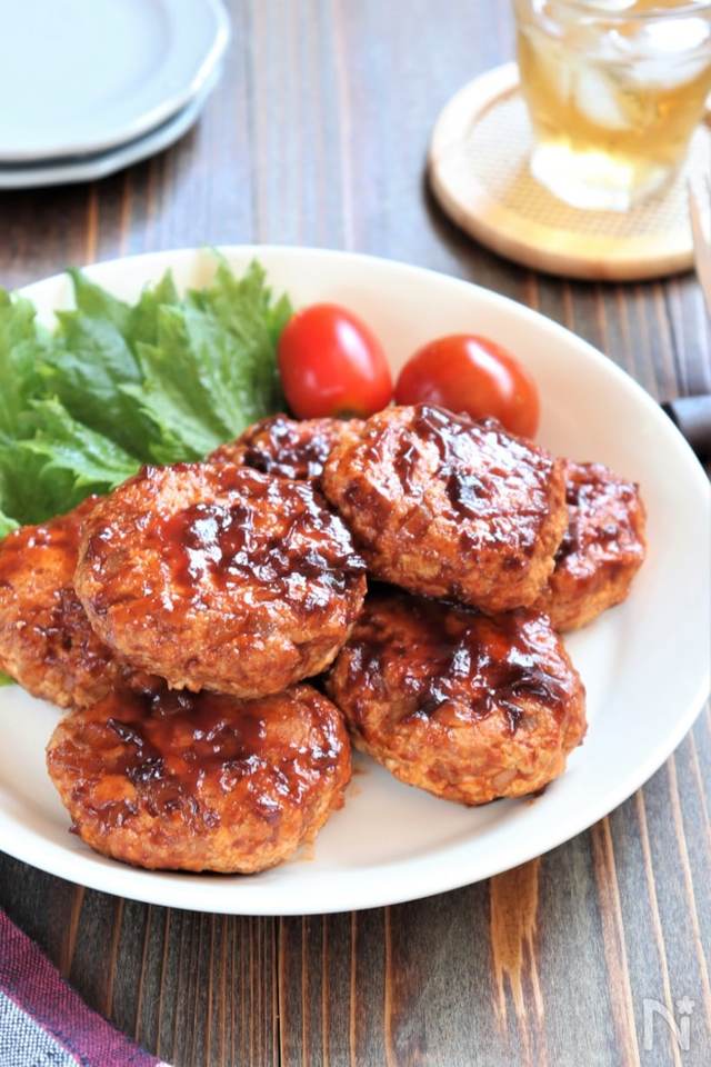 写真 (2枚目) - 安い“鶏むね肉”を使い倒す！美味しすぎて感動「万能鶏むね肉レシピ」12選 - LOCARI（ロカリ）