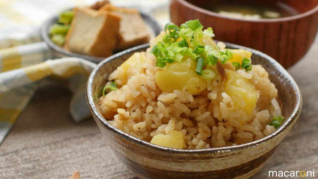 写真 (4枚目) - macaroni考案！食卓を豪華に魅せる「炊き込みご飯」のレシピ10選 - LOCARI（ロカリ）