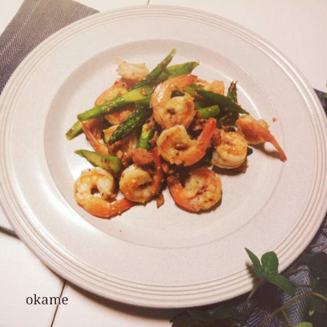 写真 (9枚目) - 巻いても炒めてもOK♪「アスパラベーコン」の人気レシピ15選 - LOCARI（ロカリ）