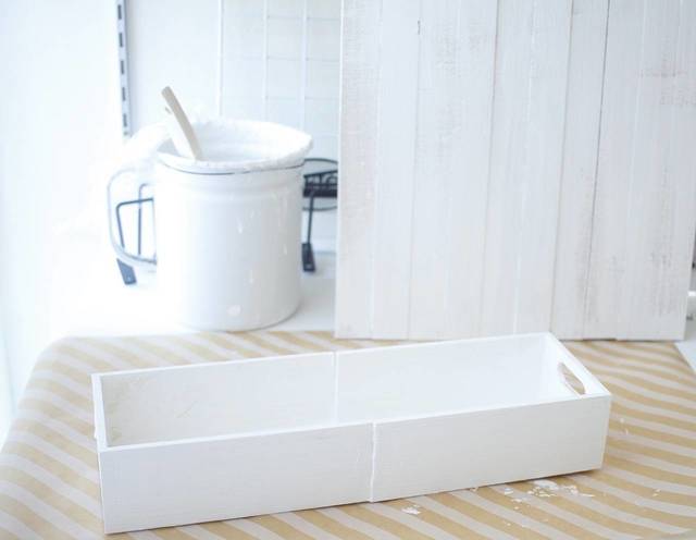 写真 (9枚目) - 片付けのコツは「定数管理」！100均「すのこ」でできる傘立てDIY - LOCARI（ロカリ）