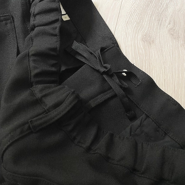 写真 (6枚目) - 細見えの天才じゃん！GUの「1990円パンツ」脚がスッキリ見えて嬉しすぎる…！ - LOCARI（ロカリ）