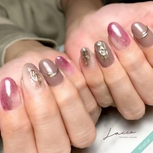 写真 (5枚目) - 大人ネイルはピンクパープルにお任せ♪ニュアンス感でおしゃれ度UP - LOCARI（ロカリ）