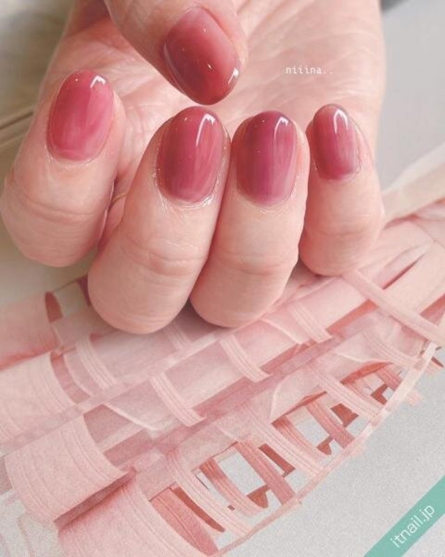 写真 (7枚目) - 大人ネイルはピンクパープルにお任せ♪ニュアンス感でおしゃれ度UP - - LOCARI（ロカリ）