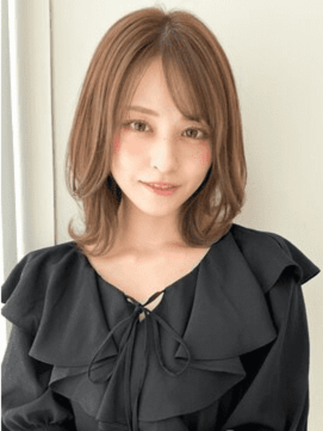 写真 (1枚目) - 周りも思わず振り向くよ♡“大人の色気”がだだ漏れのボブヘア5選 - LOCARI（ロカリ） - LOCARI（ロカリ）