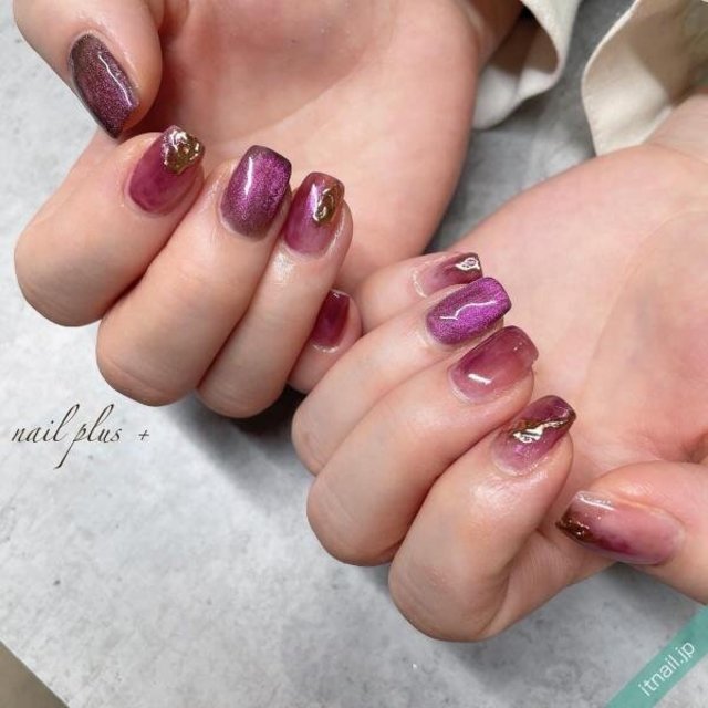 写真 (4枚目) - “熟した葡萄カラー”のネイルが素敵♡指先から秋を感じるデザイン - LOCARI（ロカリ） - LOCARI（ロカリ）