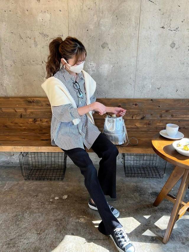 写真 (5枚目) - 9月も[スニーカー]が無敵すぎる。若作りに見えない正解コーデ5選 - LOCARI（ロカリ）