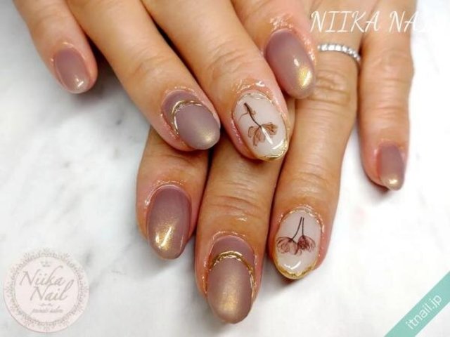 写真 (11枚目) - 心トキメク、《一輪挿しネイル》の特集♡人気デザインをCHECK - LOCARI（ロカリ）