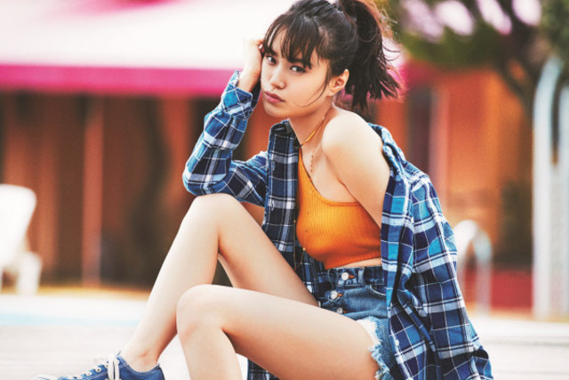 写真 (1枚目) - BBQのモテコーデはスタイリスト直伝の「脚見せショーパン」で決まり！ - LOCARI（ロカリ）