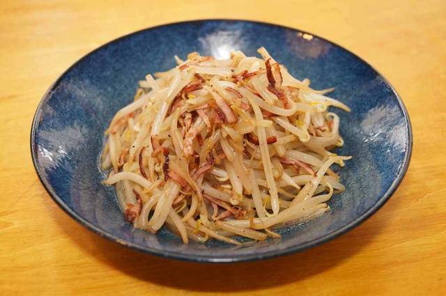 写真 (6枚目) - [10分おつまみ]節約でも極ウマ！「ガーリックもやし」 - LOCARI（ロカリ）