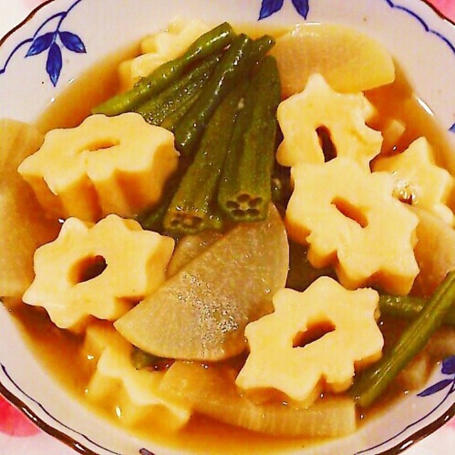 写真 (13枚目) - 「ちくわぶ」を使ったレシピ15選♪ 定番から変わり種まで - LOCARI（ロカリ） - LOCARI（ロカリ）