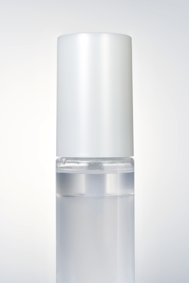 写真 (3枚目) - 海苔のパワーで保湿＆ツヤ肌に！「EMILUS」のメイクフィックスミスト - LOCARI（ロカリ）