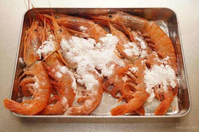 写真 (8枚目) - [基本]プリッと仕上がる「えびのゆで方」。下処理のコツも！ - LOCARI（ロカリ） - LOCARI（ロカリ）