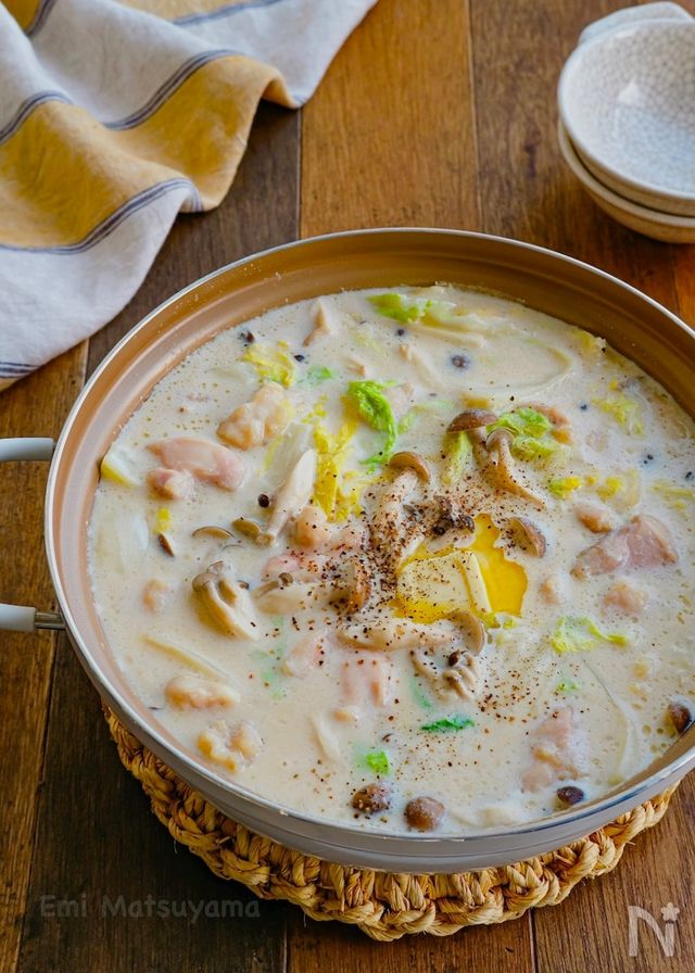 写真 (3枚目) - お財布も体もぽっかぽか♡ボリューム満点「旨みたっぷり節約鍋」12選 - LOCARI（ロカリ）