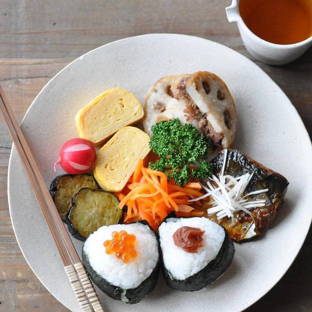 写真 (4枚目) - [わたしの食器棚 vol.39]白が引き立つ世界。masayoさん愛用の食器たち - LOCARI（ロカリ）