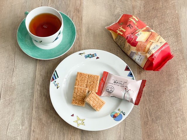 「まるで焼きりんご」とSNSでも話題！セブンで買える「シュガーバターの木」秋冬限定フレーバーがおいしすぎ - LOCARI（ロカリ）