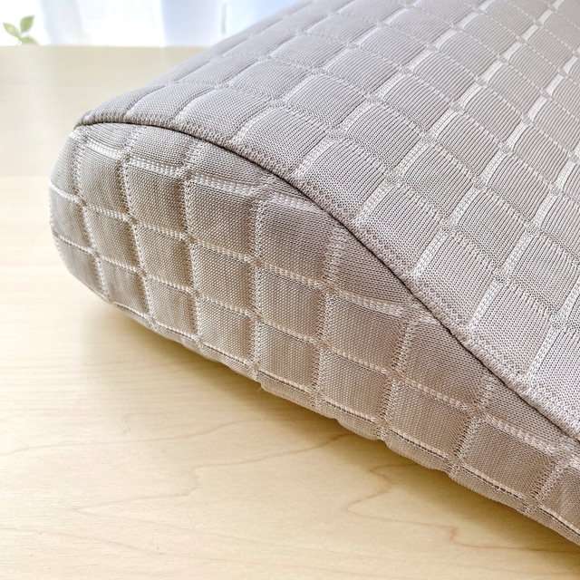 写真 (4枚目) - 腰がめっちゃラクになった！IKEAの「姿勢を良くするアイテム」PC作業が快適になったよ！ - LOCARI（ロカリ）