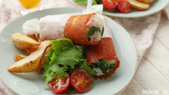 写真 (5枚目) - ひと工夫でご馳走に！macaroni流「おにぎり」レシピ7選 - LOCARI（ロカリ） - LOCARI（ロカリ）