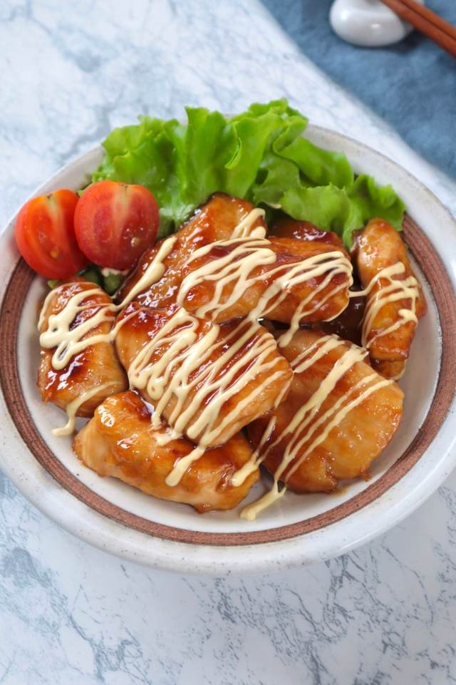 写真 (2枚目) - 安価でヘルシーって最強♡ボリューム満点「鶏むね肉」レシピ12選 - LOCARI（ロカリ）