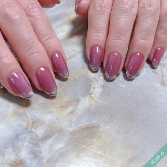 写真 (5枚目) - グレイッシュなピンクネイルが大人可愛い♡人気デザインをCHECK！ - LOCARI（ロカリ）