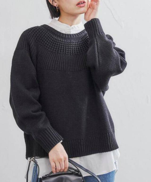 写真 (4枚目) - [coen]やっぱ最強だわ……。冬でも細見えを叶える「黒トップス」5選 - LOCARI（ロカリ）