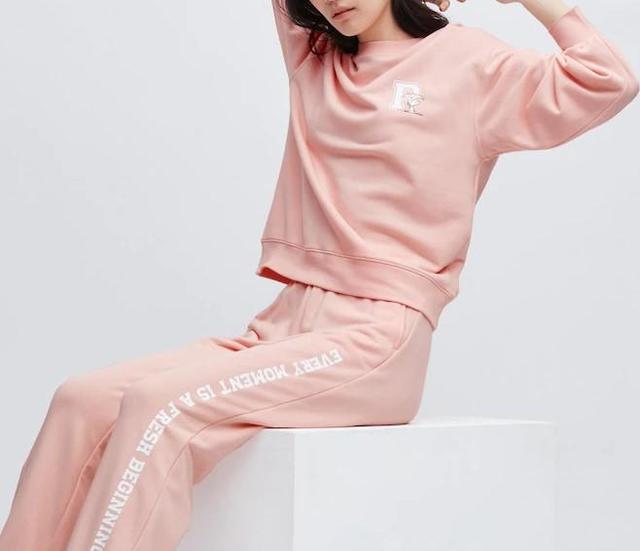 写真 (5枚目) - ユニクロ×PEANUTSの新作に注目！冬用パジャマに良いかも～♡ - LOCARI（ロカリ）