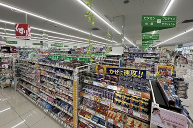 写真 (3枚目) - ドラッグストアで買える！[2000円以下]のプチプラ目力強調コスメ5選 - - LOCARI（ロカリ）