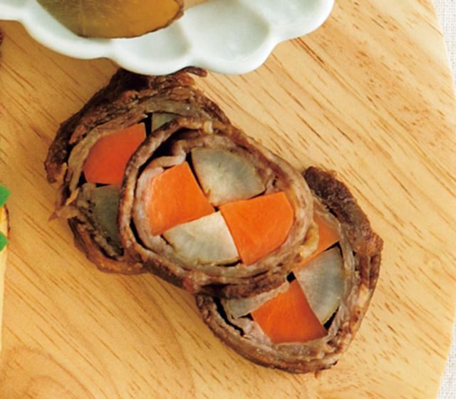 写真 (8枚目) - [ワンプレートおせち]子ども用＆大人用の盛り付けアイデアを紹介！ - LOCARI（ロカリ）