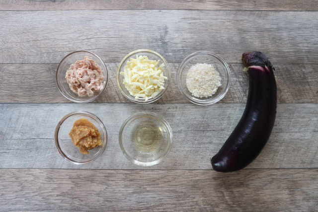 写真 (3枚目) - [macaroniレシピ部]トロっと濃厚！「なすのみそチーズボート」 - LOCARI（ロカリ）