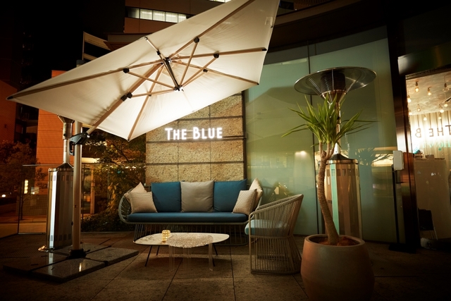 写真 (12枚目) - 日比谷「THE BLUE」は高級感漂うブルーの空間！青いケーキや食事で上質な時間を - LOCARI（ロカリ）