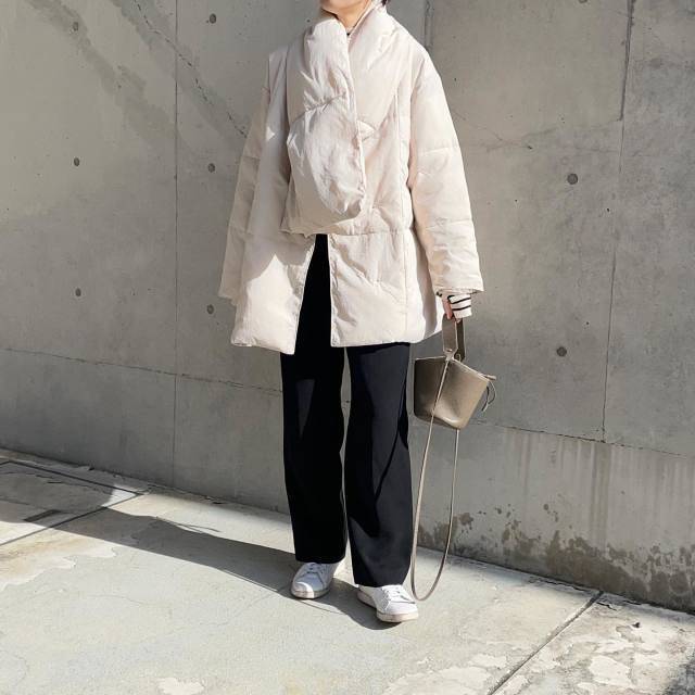 写真 (3枚目) - この冬は[ダウン]さえあれば乗り切れる……。大人の最強コーデ5つ - LOCARI（ロカリ）