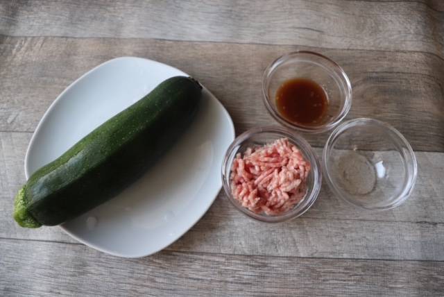 写真 (3枚目) - [macaroniレシピ部]味付け一発！「ズッキーニの肉詰め」 - LOCARI（ロカリ）