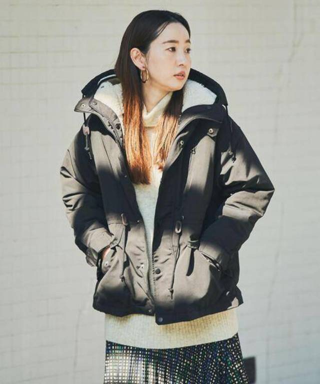 写真 (1枚目) - [coen]売り切れ必至！今買うべき地味見えしない大人の「黒アウター」5選 - LOCARI（ロカリ）