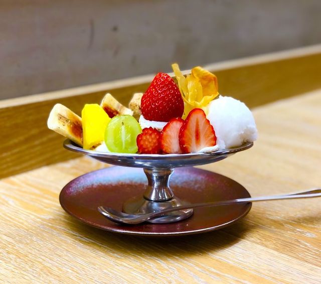 写真 (2枚目) - 横浜＆みなとみらいの贅沢パフェTOP10！マニアおすすめランキング - - LOCARI（ロカリ）