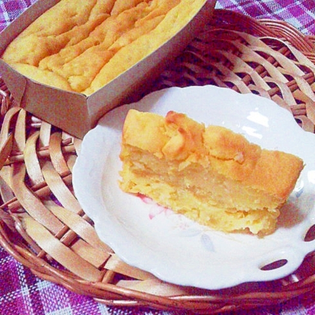 写真 (1枚目) - ホクホク甘い♪「さつまいも」のパウンドケーキレシピ厳選12選 - LOCARI（ロカリ）