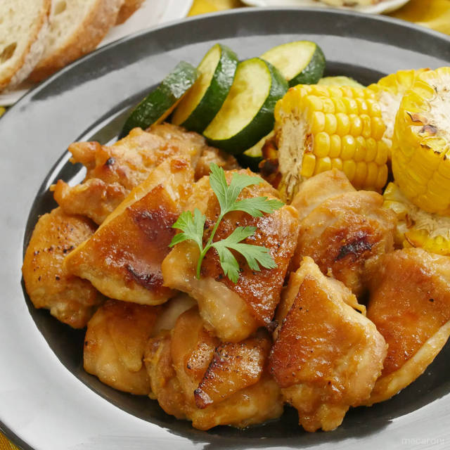 写真 (6枚目) - 夏野菜とも相性抜群！macaroni考案「鶏もも肉」のレシピ7選 - LOCARI（ロカリ）