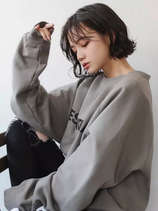 写真 (9枚目) - パーマの春が来た♡「短め×パーマ」旋風到来中！ - LOCARI（ロカリ）