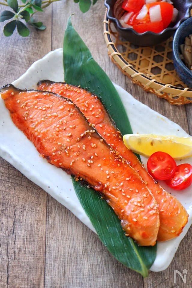 写真 (7枚目) - 冷蔵で2〜3日保存OK！平日ラクする「作り置きおかず」12選 - LOCARI（ロカリ） - LOCARI（ロカリ）