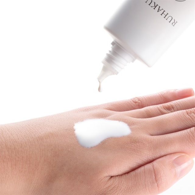 写真 (3枚目) - 今年も日焼けしたくない！お肌にも地球にも優しい「自然派UVコスメ」13選 - LOCARI（ロカリ）